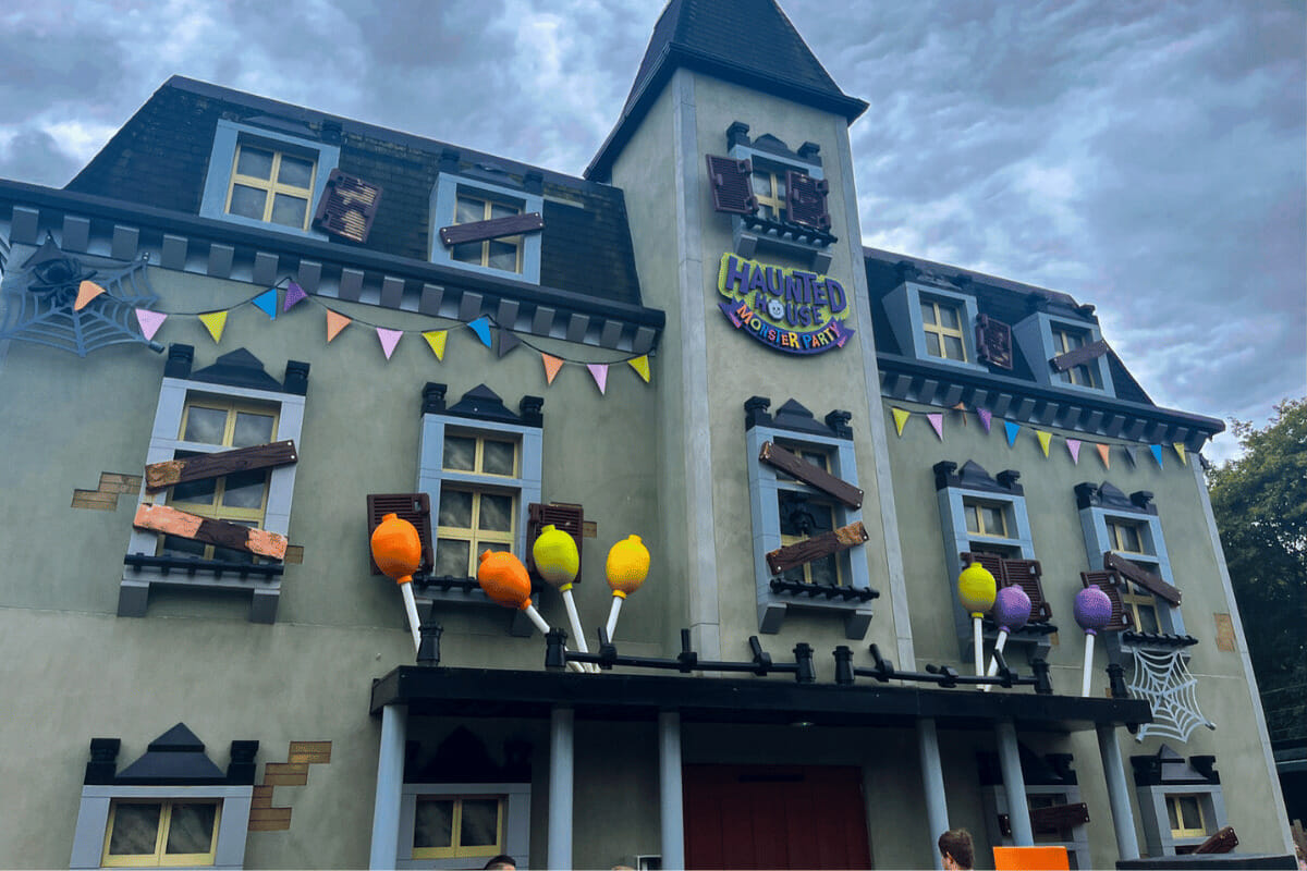 A Complete List of Legoland Rides UK